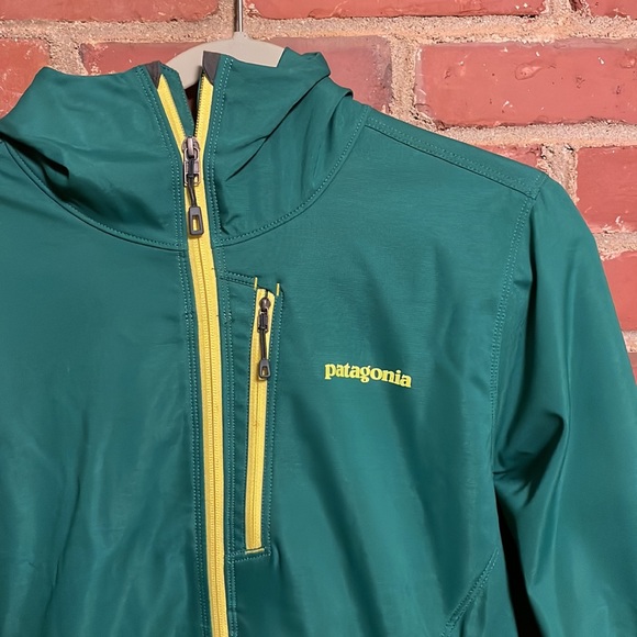 Patagonia | Jackets & Coats | Patagonia Softshell Jacket | Poshmark